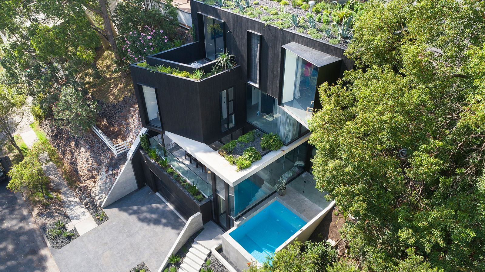 Twenty One Flowerdale - Welcome to SDA